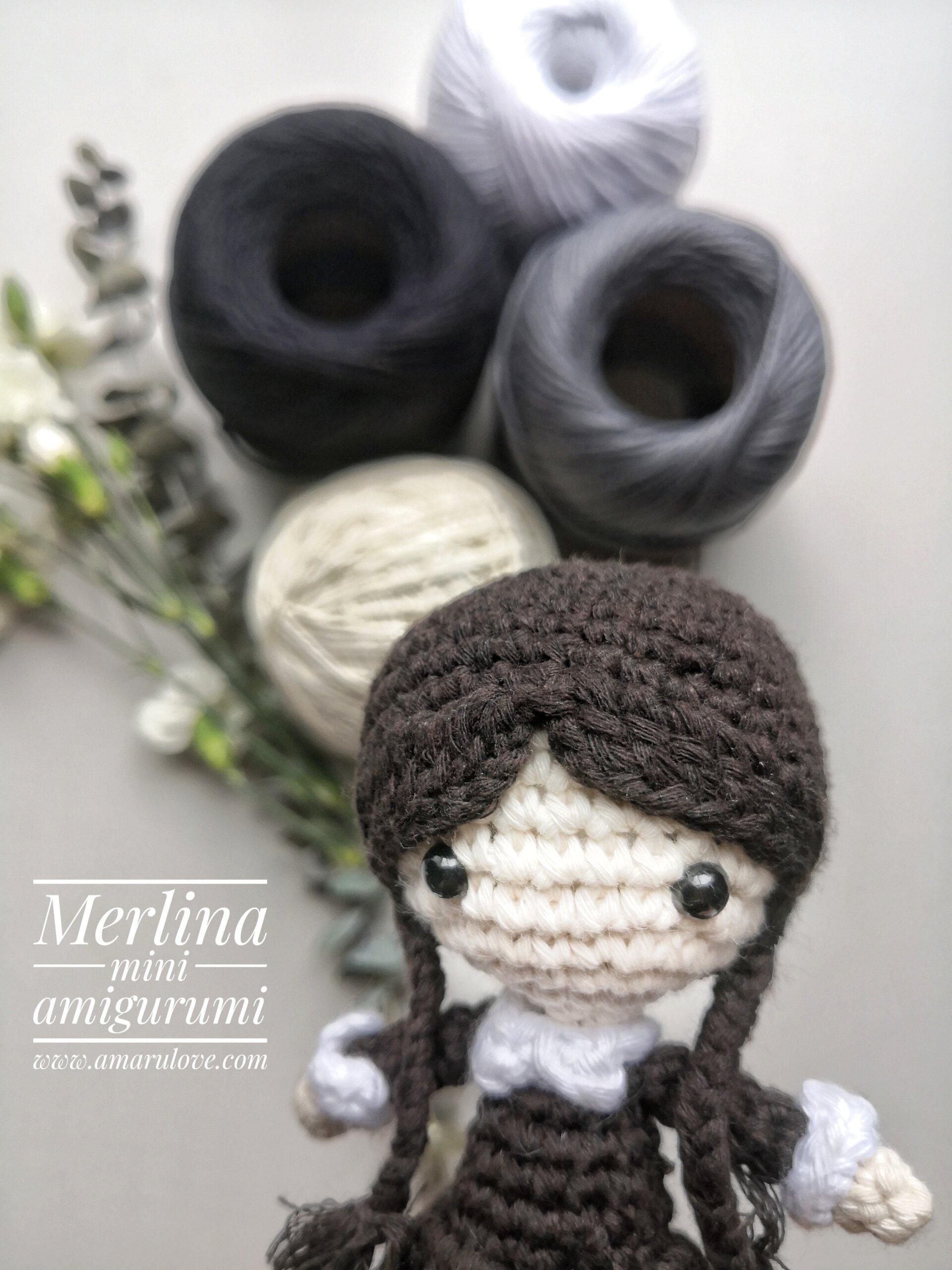 Como tejer a Merlina Addams mini amigurumi – AmaruloveBlog